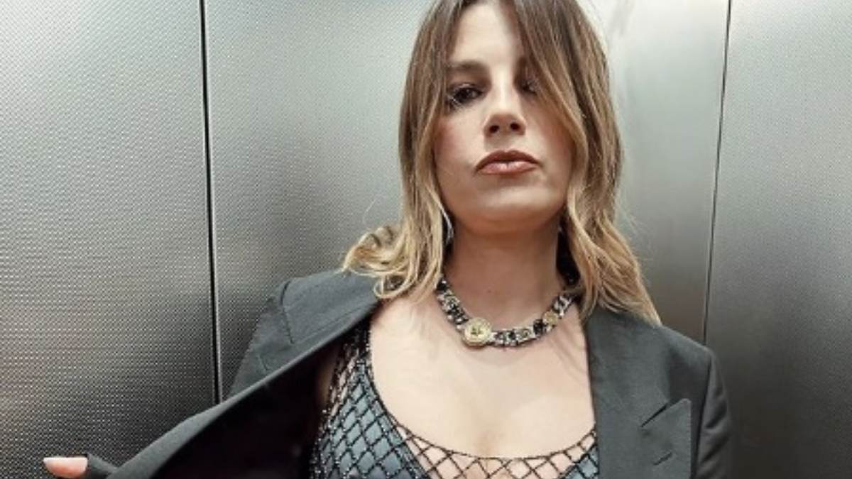 Emma Marrone Look Esagerato Per Il Video Di Taxi Sulla Luna Che
